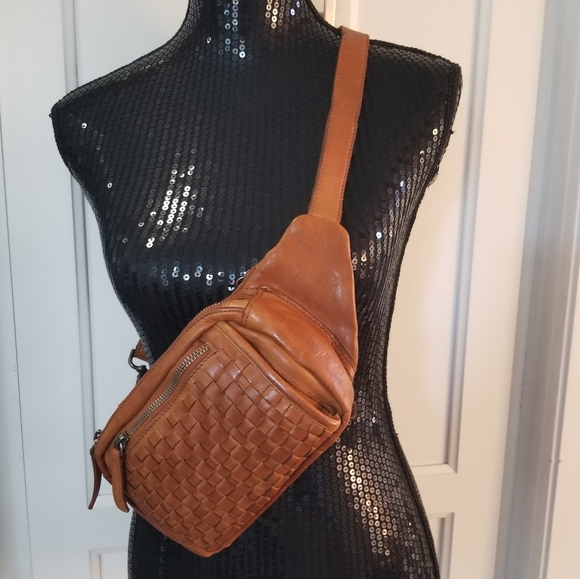 Vilenca Holland | Bags | Nwt Vilenca Holland Belt Bag Fanny Pack ...